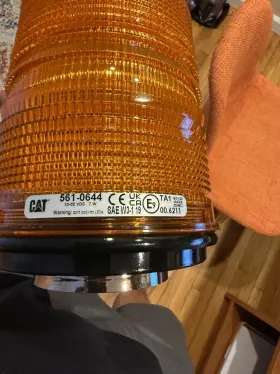CAT 561-0644 Caterpillar Blinking Led Beacon Light Magnet