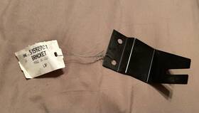 FITS 515927C1 International Bracket