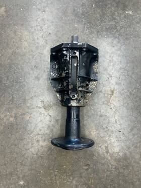 JOHN DEERE LVU800870 Right Axle Housing